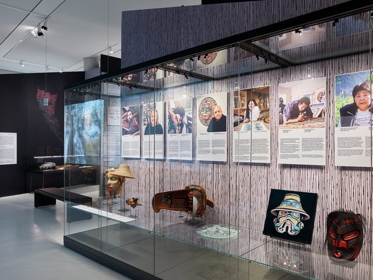 Eröffnung Ts’uu – Zeder | Ausstellung im Humboldt Forum