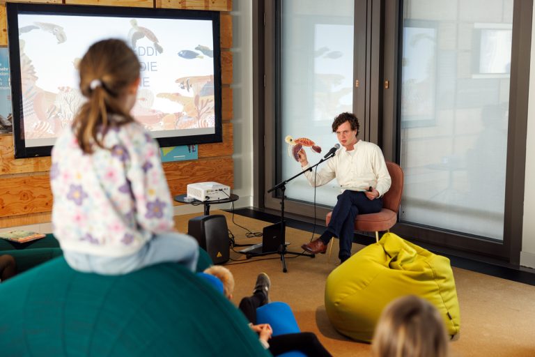 Picture Book Journey for Children | Reading at Humboldt Forum